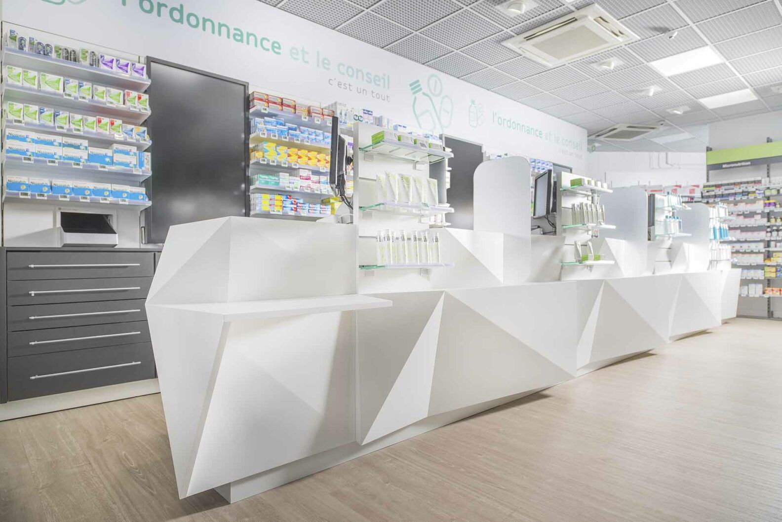 Pharmacie Atlantis (44) - ArchibO